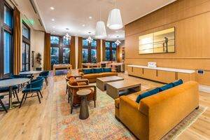 Apartment Photos & Videos - Centerpointe Apartments