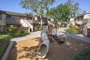 Deerfield Apartments in Irvine | Irvine Company Apartments