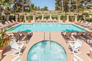 Sierra Vista Apartments in Tustin